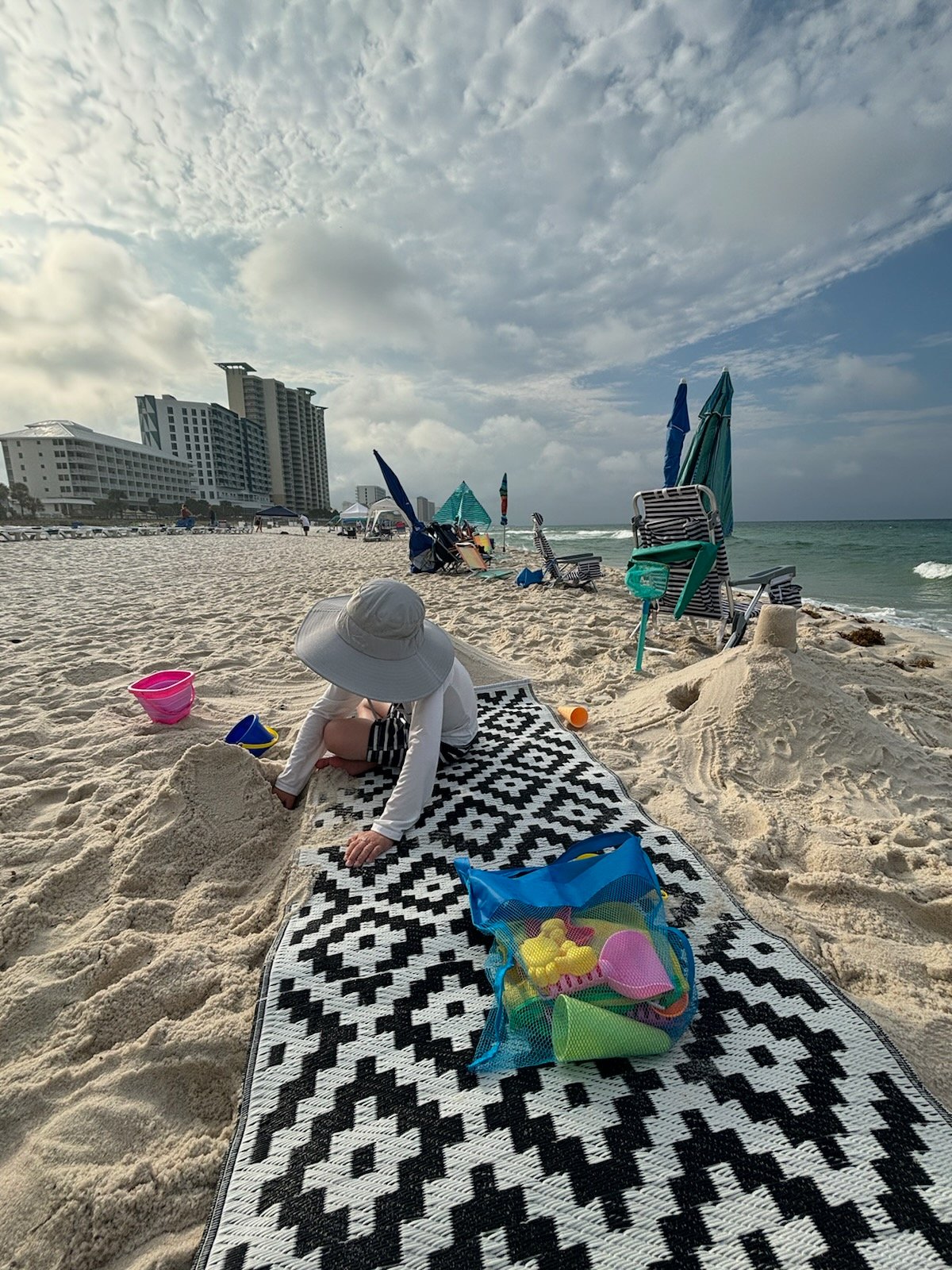 Top 5 Secrets to Enjoying Stress-Free Beach Day Activities with Kids ...